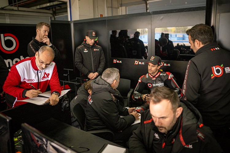 BbKRT Completes First 2026 Test At Jerez | Official Kawasaki Racing Site