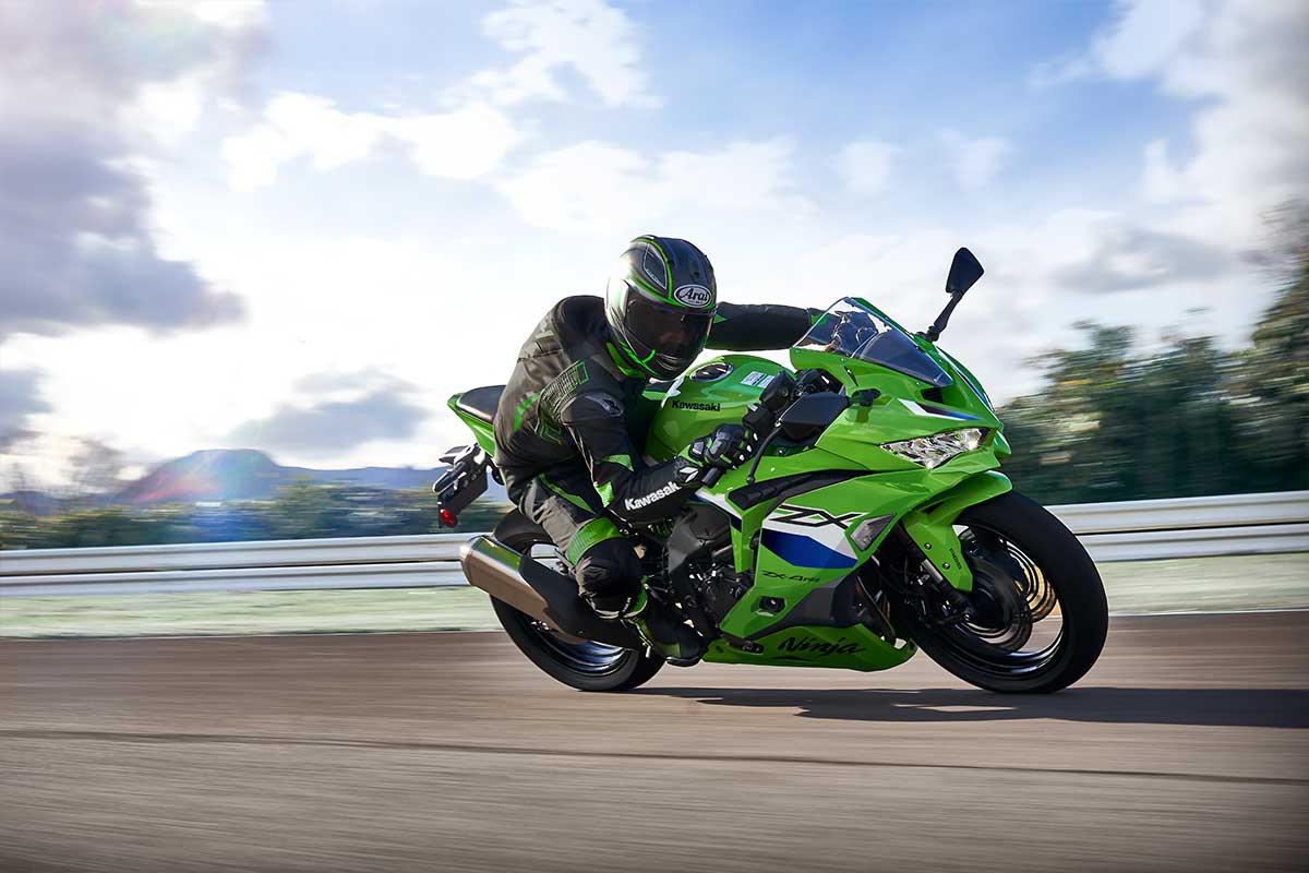 2026 NINJA ZX-4RR Sepeda Motor | Kawasaki Motor Indonesia